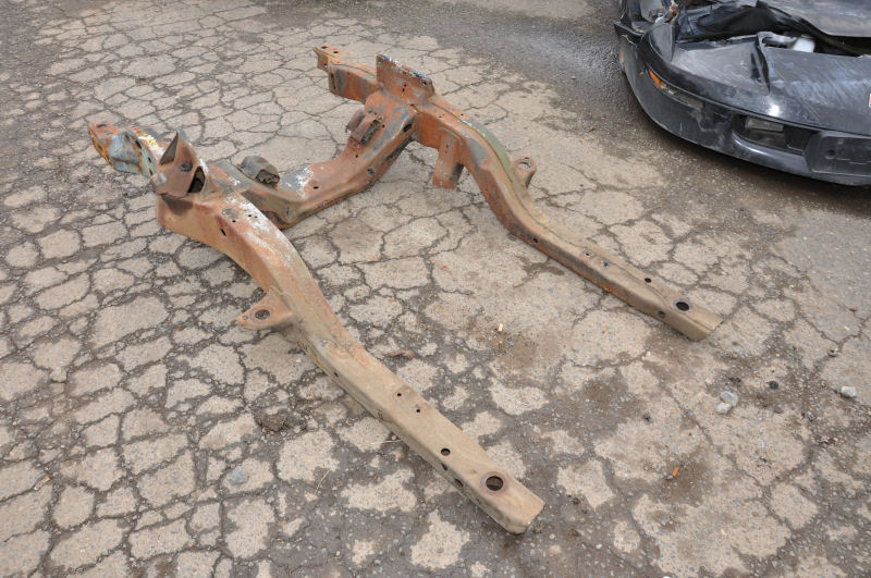 1975 76 77 78 79 80 81 Camaro Firebird Nice Solid Subframe Sub Frame